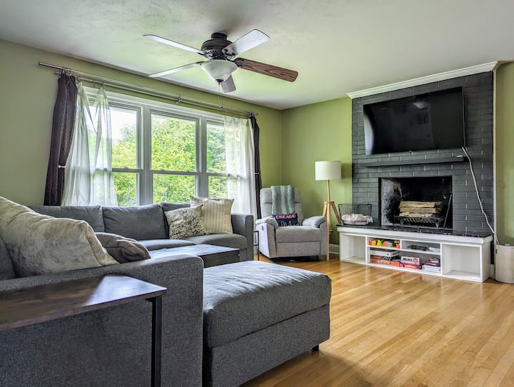 Family Home 5 Min From Vt - Blacksburg, VA