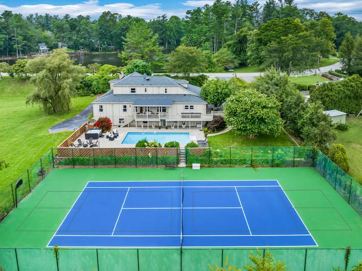 7br Resort Home: Pool & Courts - Hendersonville, NC