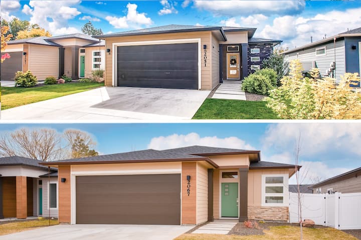 2 New Modern Homes Sleep 12-16 In Central Meridian - Meridian, ID