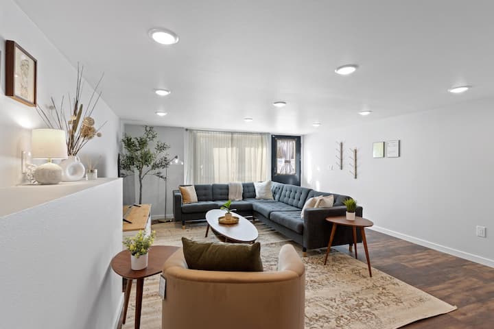 Stylish Vacation Home Close To Downtown - 威斯康星德爾斯
