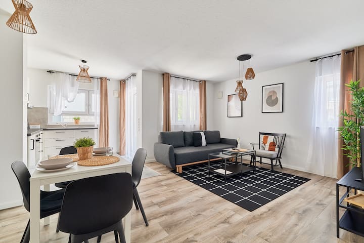 Modern, Stylishly Furnished New-build Apartment - Mannheim