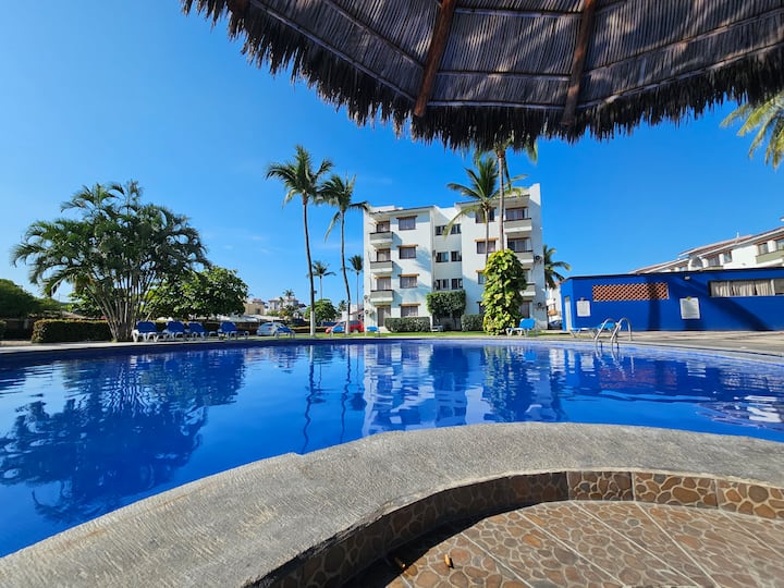 Departamento Equipado Para 6 Personas  A 50m Playa - Manzanillo, Colima, Mexico