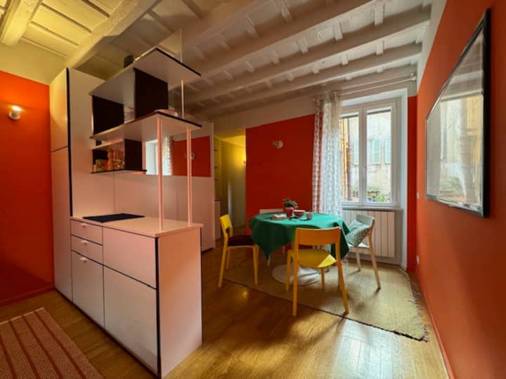Colorful Flat In The Heart Of Rome - Roma