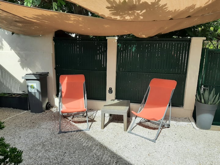 Studio Indépendant Dans Maison - Toulon
