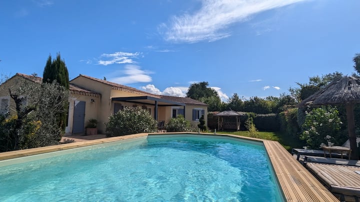 Villa L'isle-sur-la-sorgue Avec Piscine Au Calme - Le Thor