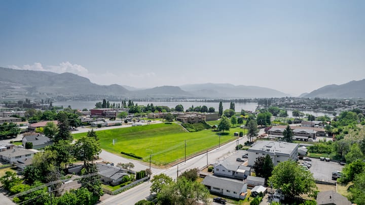 Darulaman
The Urban Delight - Osoyoos