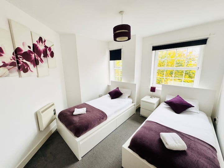 Spacious 2-bedroom Haven Near Leisure Centre - Chepstow