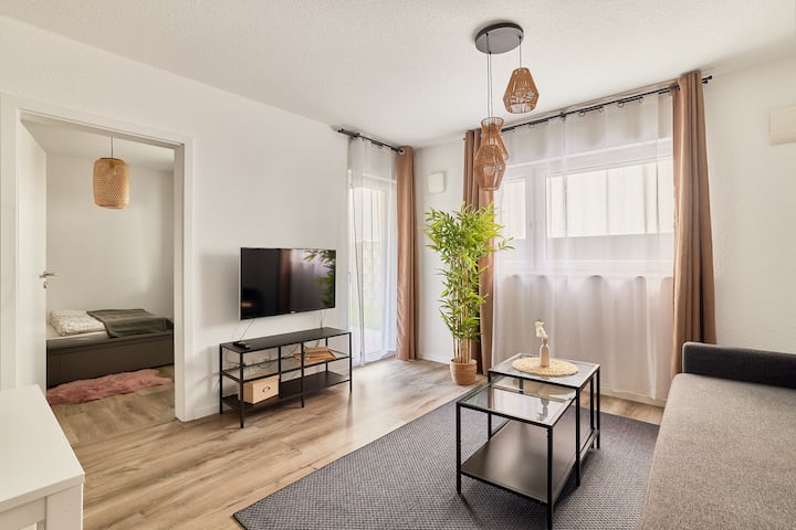 Modern, Stylishly Furnished New-build Apartment - Mannheim