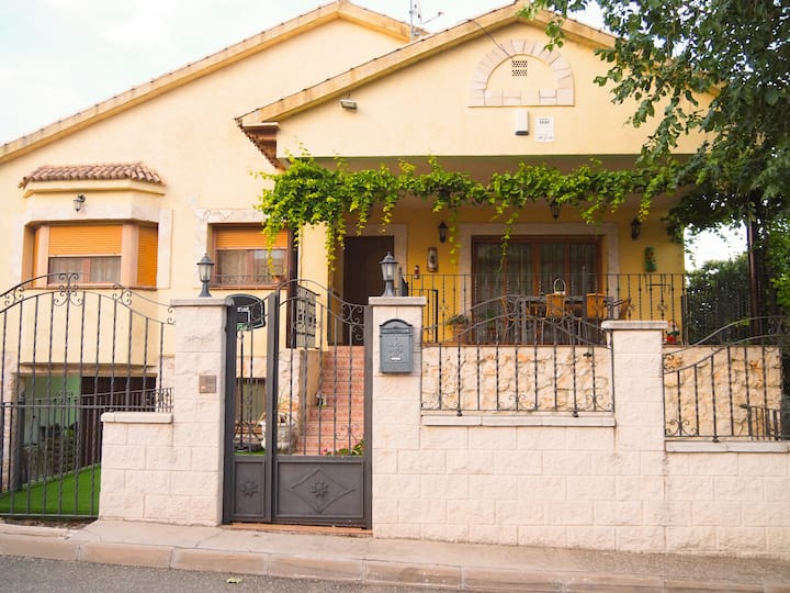 Casa Rural Rincones De Albares. - Mondéjar