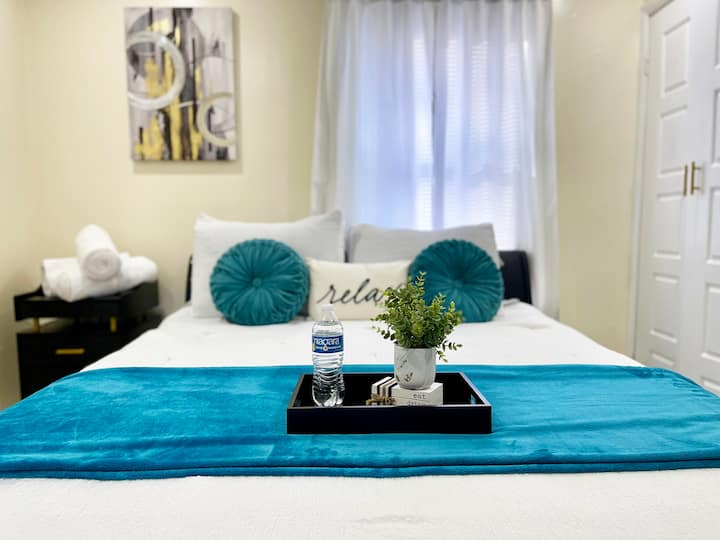 Lovely Downtown Utica Apt. Netflix Fast Speed Wifi - Utica, NY