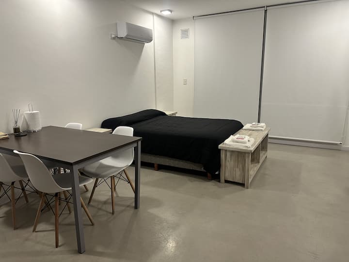 Departamento Amoblado En El Centro De Zarate - Zárate