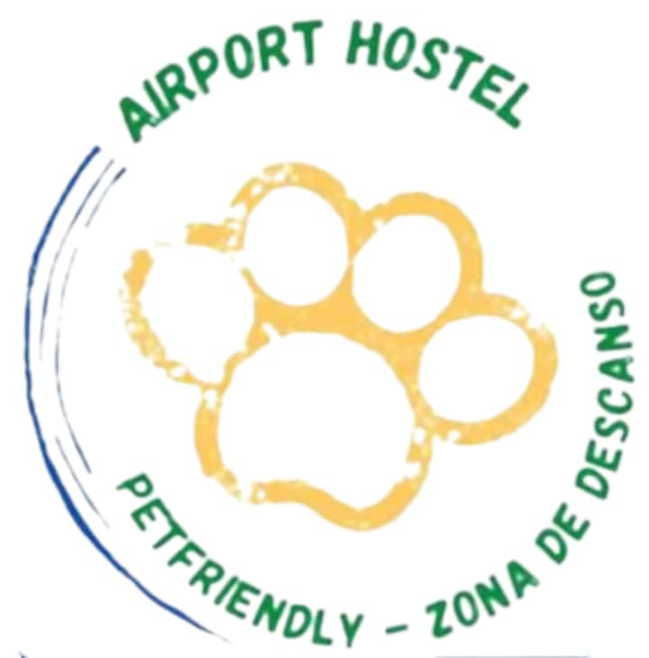 Airport Hostel 2: Cocina Y Duerme Con Nosotros - El Paso, TX