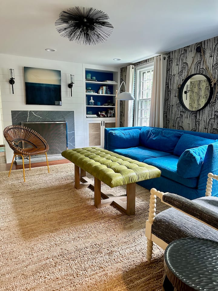 Designer Getaway In The Heart Of Dennis - Dennis, MA