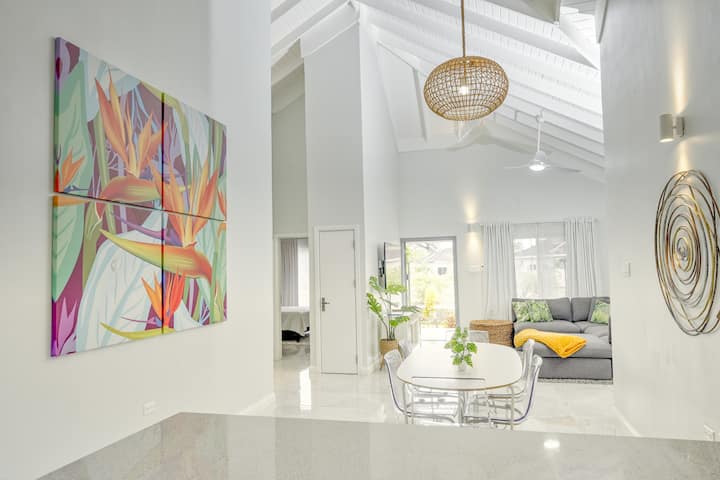 Cozy Villa Ocho Rios, Driver & Meals On Request - Jamaika