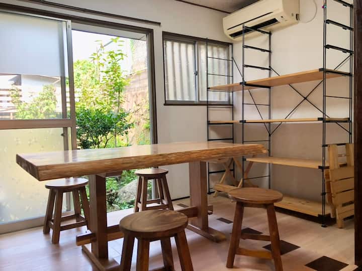 レトロモダンな街「門司港」駅近くに建つ元旅館の家【一棟貸切・最大10名】 - Kitakyushu