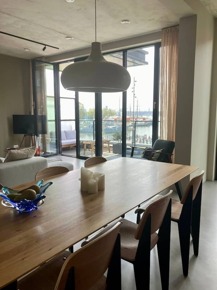 Bright And Spacious Ndsm Riverside Apartment - Amsterdam