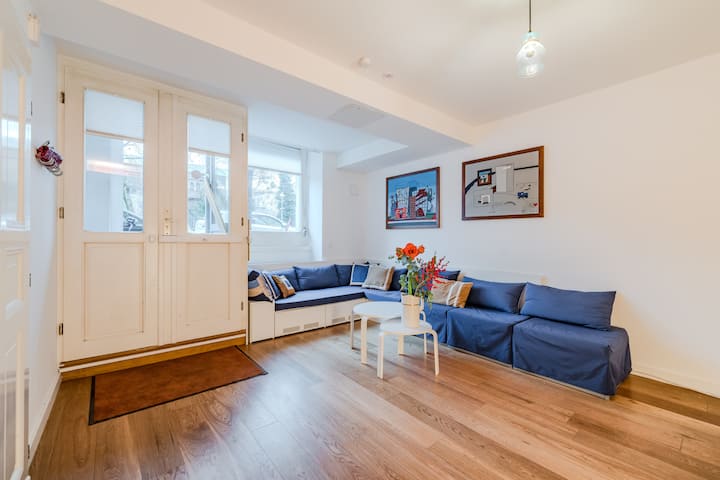 Unique Ap Kreuzberg 4 Bed Rooms - Berlin