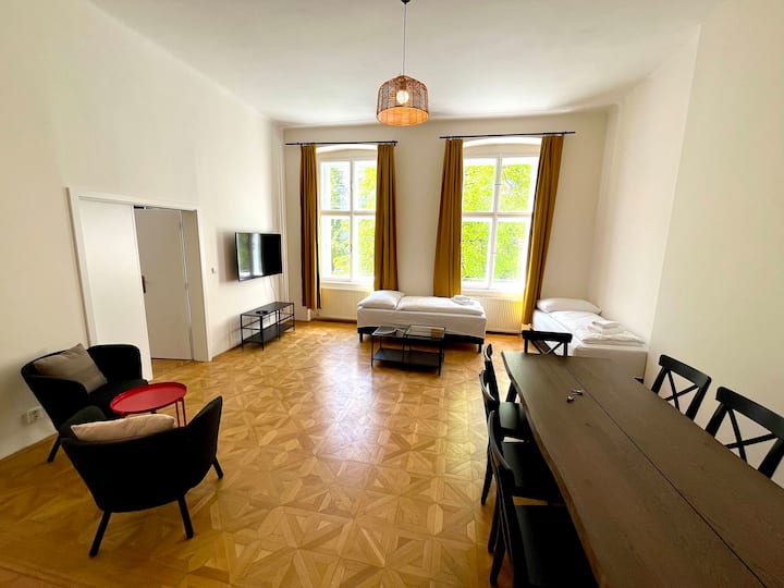 Anglicka Downtown 150 Sq.m. Apt. I - Prague