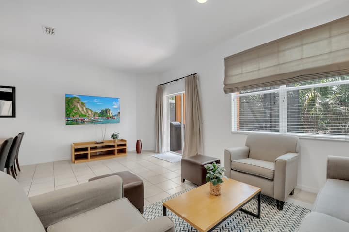 Disney & Conventions • Pool With Water Slides - Celebration, FL