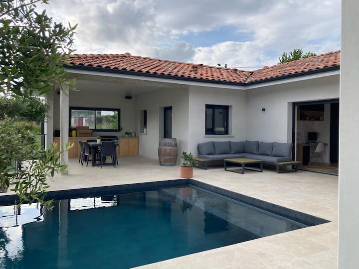 Superbe Villa Avec Piscine. - Ustaritz