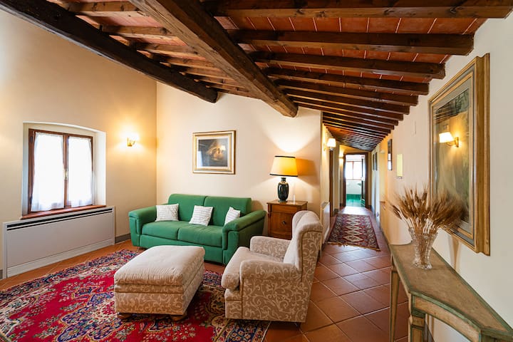 Agriturismo Torreghiotta Pistoia, Apt. Salvia - Pistoia