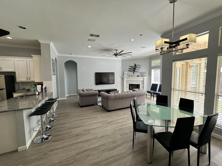 New Spacious 5-bedroom Home For Large Family - Garland, TX