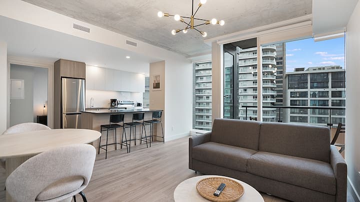 Luxury In Heart Of Mtl 1703: Metro/gym/pool Access - Montréal, QC