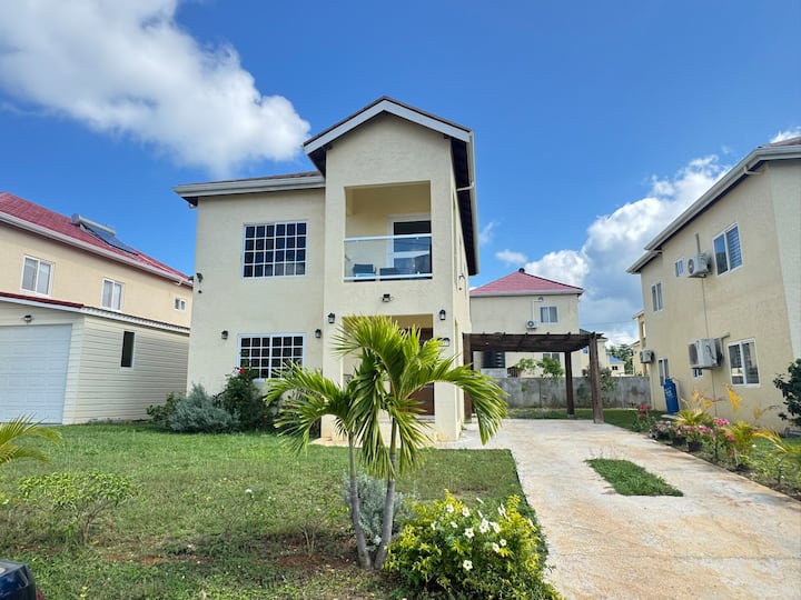 Villa Vista Ocho Rios Jamaica - Ocho Rios