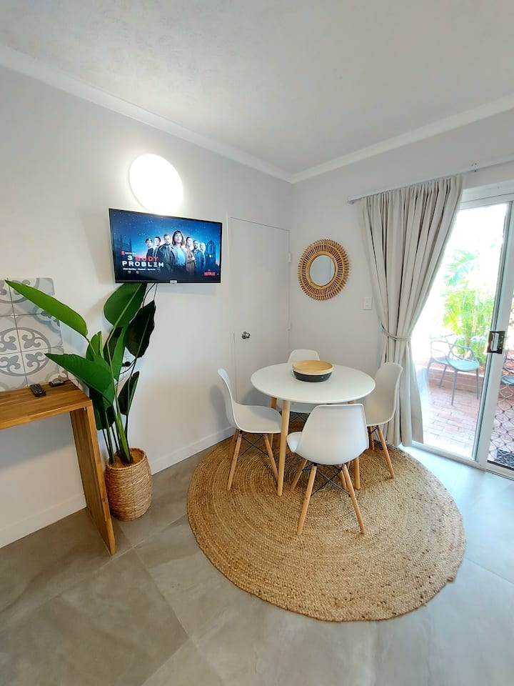 Whitsunstays - Coastal Sands - Mackay