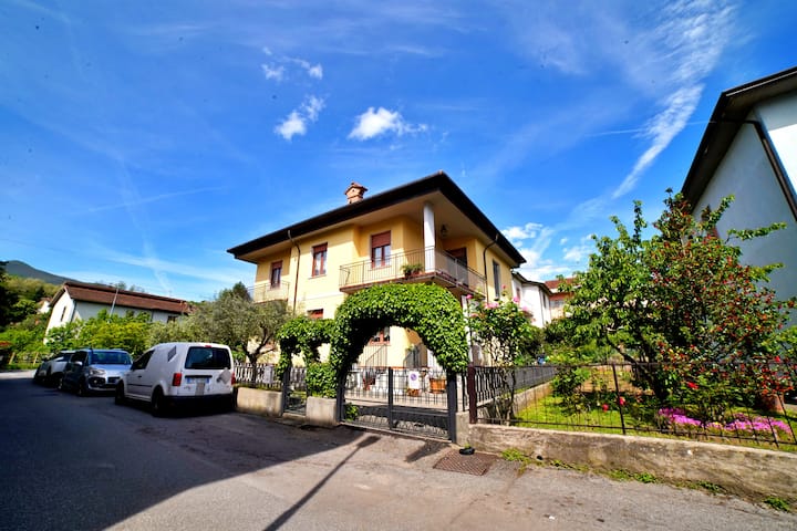L’arcobaleno Bedroom 2 - Pontremoli
