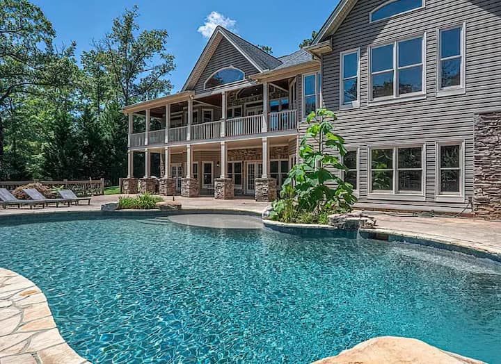 Lux 7 Bed Estate Sauna, Chef Kitchen, Big Groups - Blue Ridge, GA