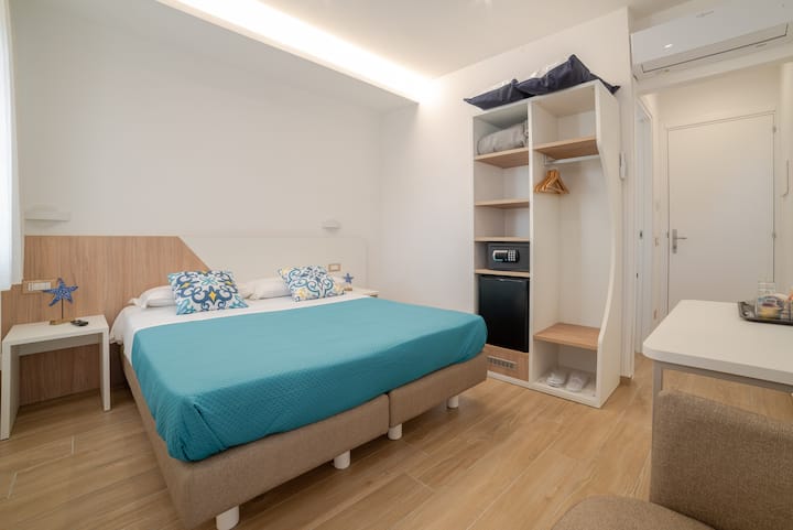Brezza Marina - "Scirocco" Room - Maiori