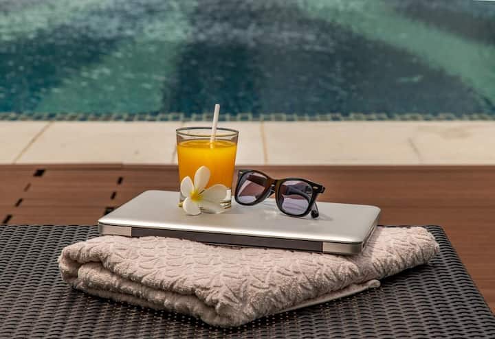 Bright 2bd Apt • Cafe Del Mar/mambo • Pool Access - Sant Antoni de Portmany