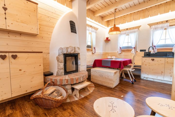 Chalet Ravbšic With River View, Fireplace & Sauna - Stara Fužina