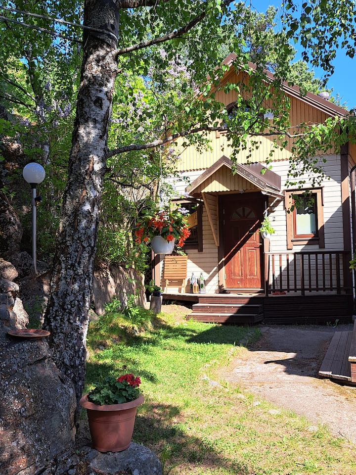 A Small House Near The Center Of Turku - 