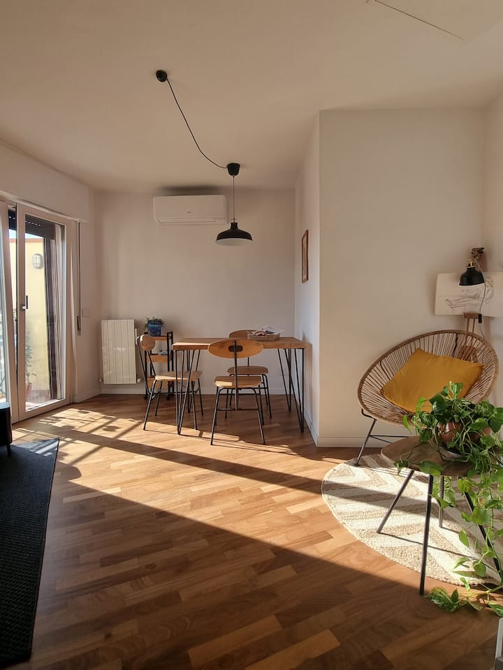 L'atelier Dei Viaggiatori Lumineux, Vue Dégagée. - Florenz