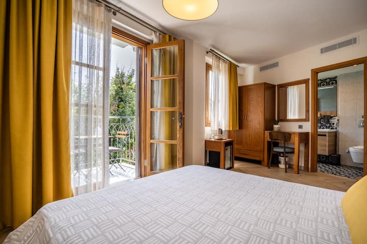 Sea View Balcony Double Room In Söğüt Marmaris - Bozburun