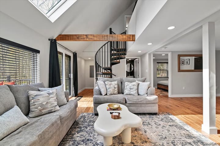 Cozy Arrowhead Lake Cabin! - Arrowhead Lake, PA