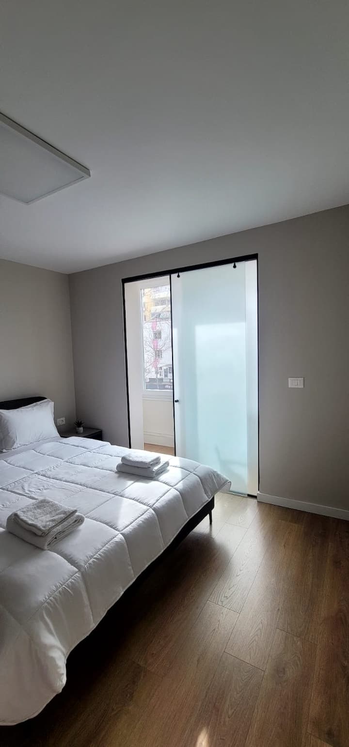 Shtepia 21 Dhjetori. - Tirana