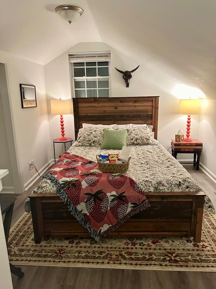Cozy West End Beltline Bungalow - Atlanta, GA