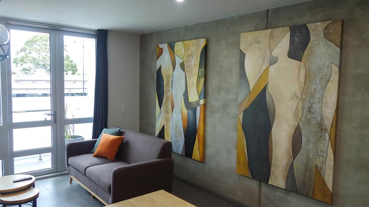 Urban One-bedroom Apartment - Port Adelaide