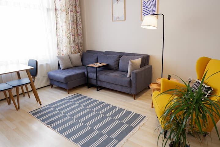 Elegant Apt In Moda W/balcony&ac | Robusta Suite - Fındıklı