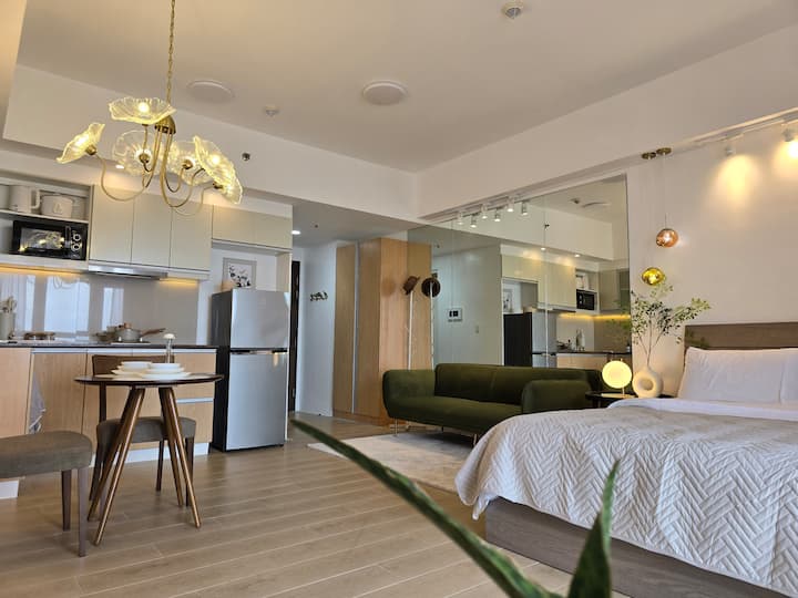 Amazing Venice Grand Canal View - Taguig