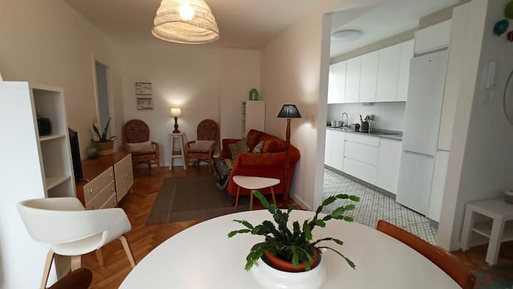 Piso Céntrico Recién Renovado. Garaje - Vigo