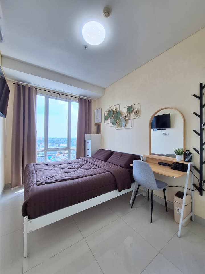 Home Like Modern Apartment 1br, Glodok, Jakarta - Jakarta