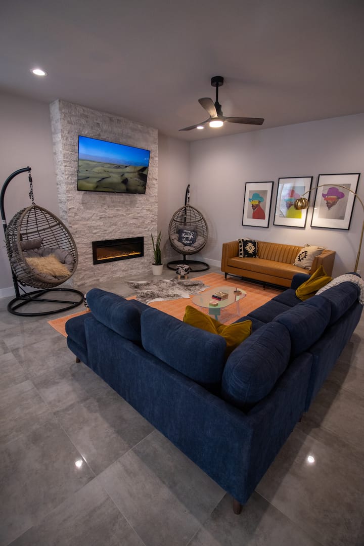 Hot Tub Serenity: A Stellar Stay - 4 B/3b Amazing - Eisenhower State Park, Denison