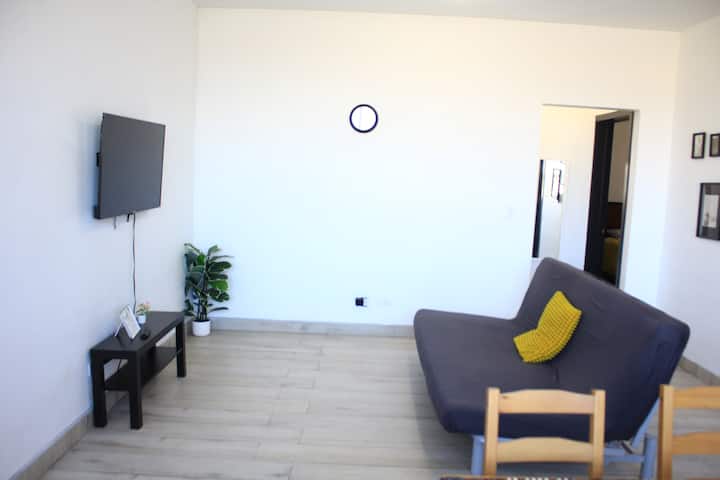 Airport 15 Minutes, Near 5 Y 10, Safe Parking - Tijuana