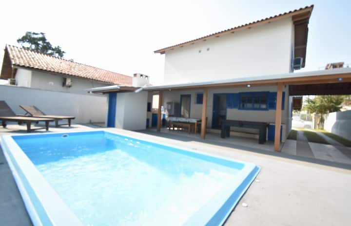 Casa Içara - 4 Quartos - Piscina - Porto Belo
