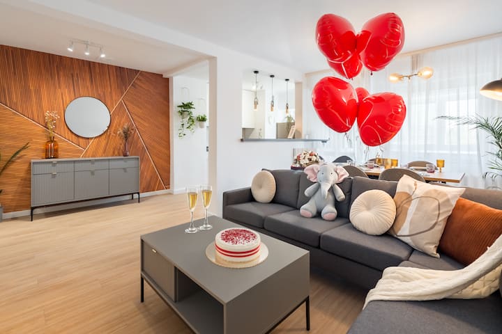 Citadelle  I 2 Br Apt On Splaiul Unirii - Bucharest