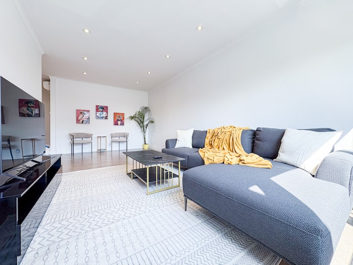 Spacious 2br - Cotes Des Neiges - 蒙特婁
